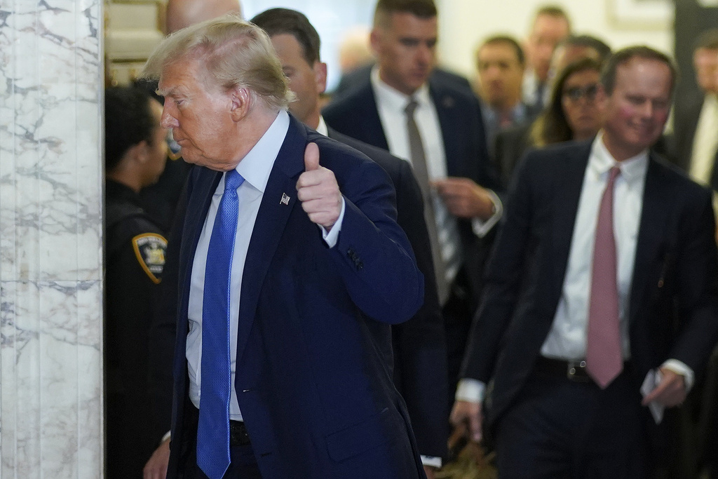 Trump lashes out from the witness stand at judge, NY attorney general ...